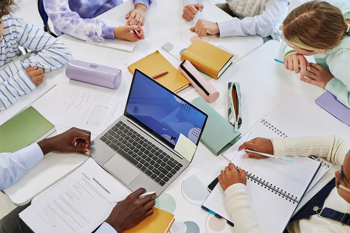 About Us - Algebrakit